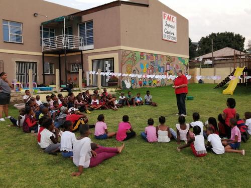 Community Play Dates – slovo